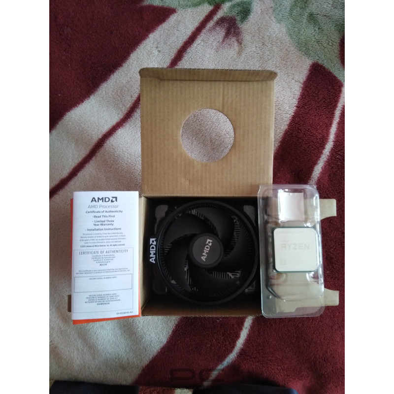 Procesor AMD Ryzen 3 2200G 3.5GHz box - PC Garage